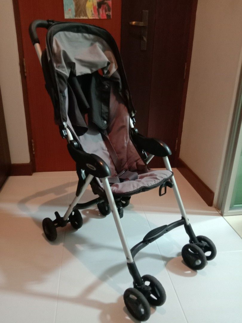 Simple foldable pram, Babies & Kids, Going Out, Strollers on Carousell