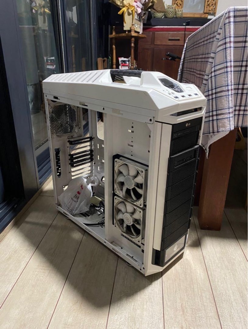 Storm Stryker Gaming PC case, Computers & Tech, Desktops on Carousell