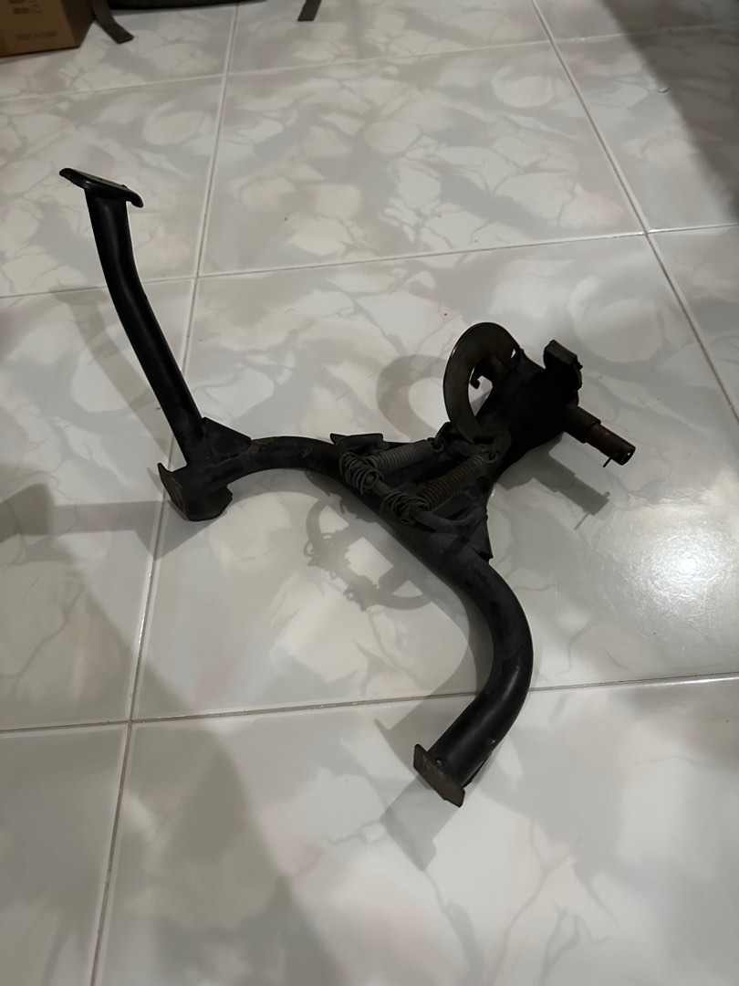 CB400 Super 4 Mainstand, Sports Equipment, Bicycles & Parts, Parts ...