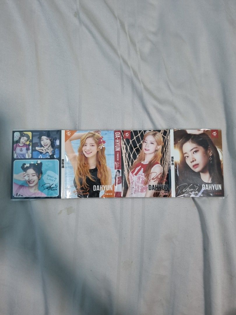 TWICE DAHYUN sticky notes, Hobbies & Toys, Memorabilia & Collectibles ...