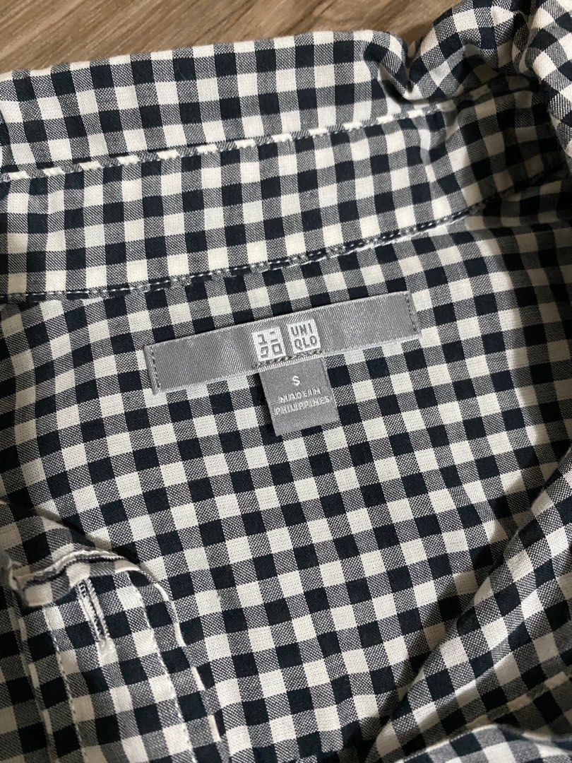 Uniqlo Black and White Checkered Polo, Women's Fashion, Tops ...