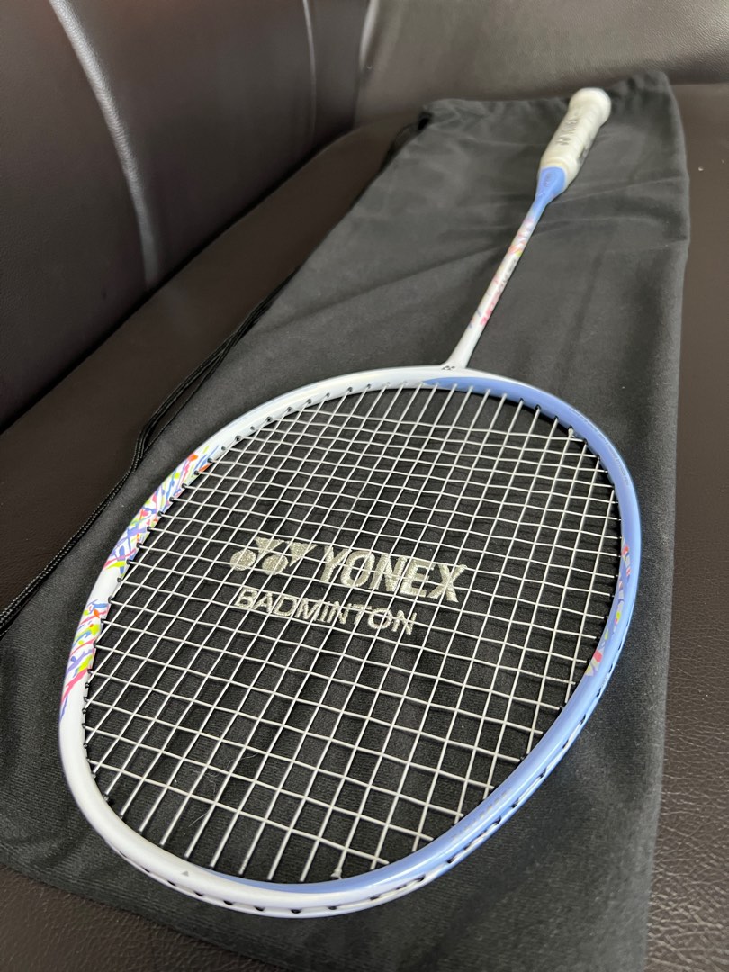 Yonex Astrox 70, Sports Equipment, Sports & Games, Racket & Ball Sports ...