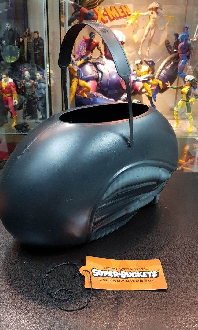 Alien Candy Bucket, Hobbies & Toys, Collectibles & Memorabilia, Fan ...
