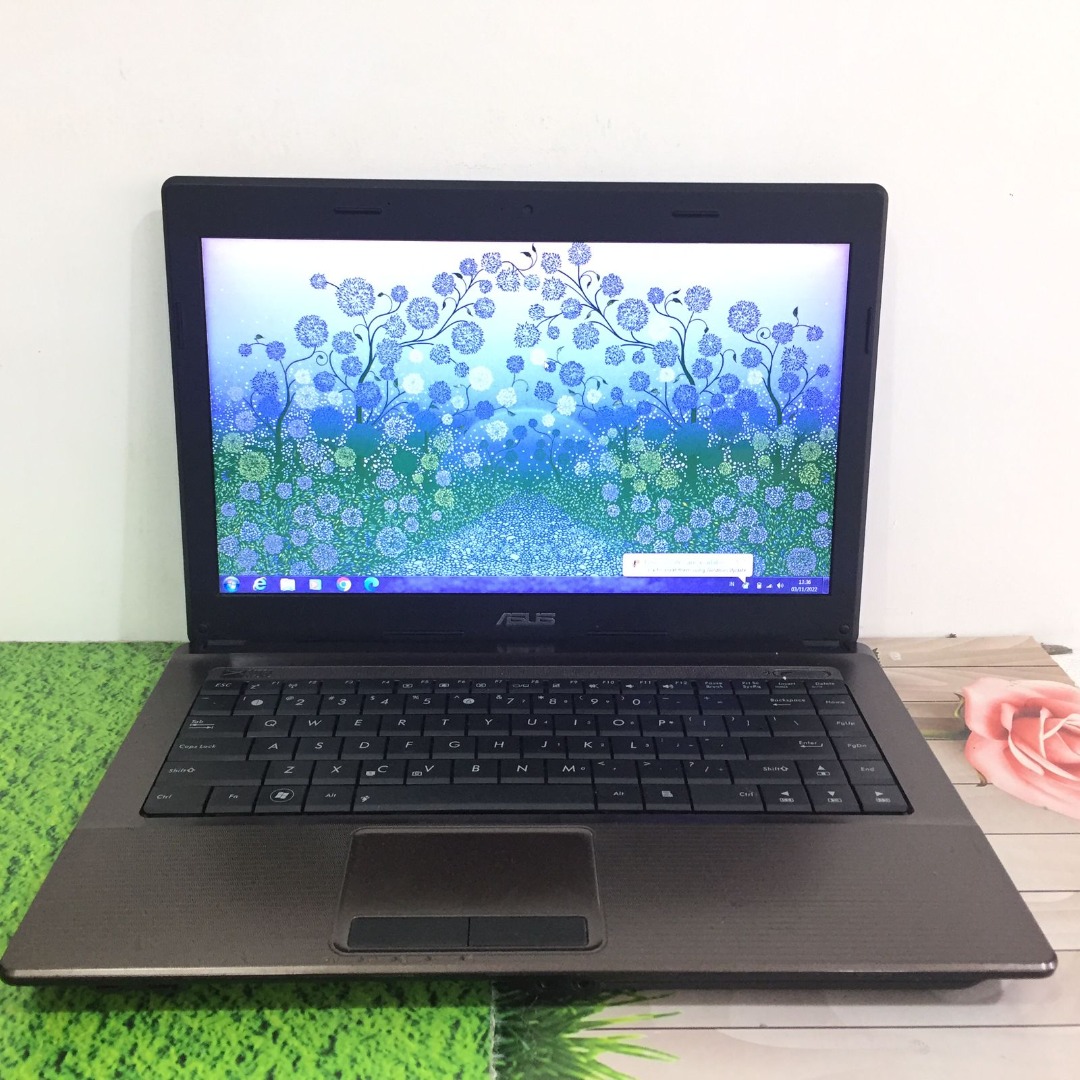 Asus A44H Core i3 RAM 4GB HDD 500GB 1 jutaan mulus lancar no minus ...