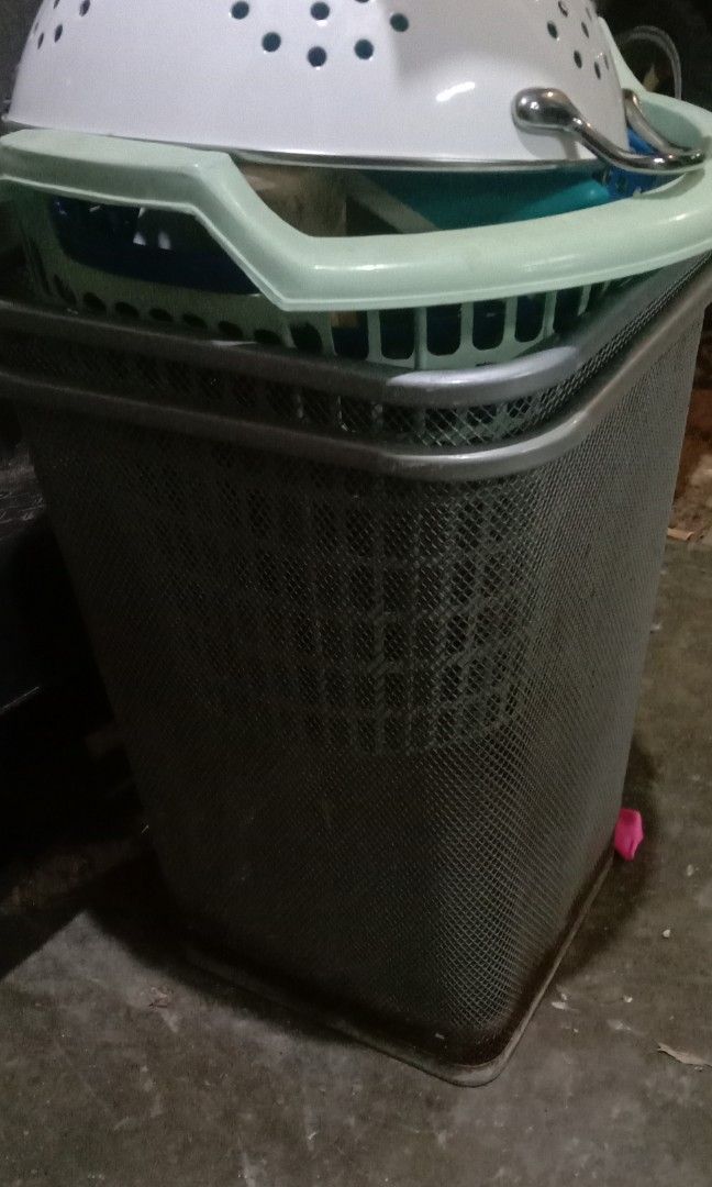 Bakul sampah' ikea, Furniture & Home Living, Furniture, Other Home Furniture on Carousell