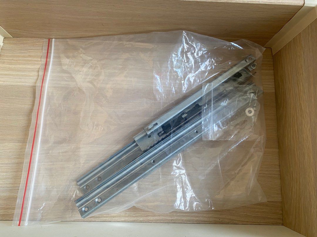 Besta Drawer Unit - Complete Set - Oak frame with glossy white door ...