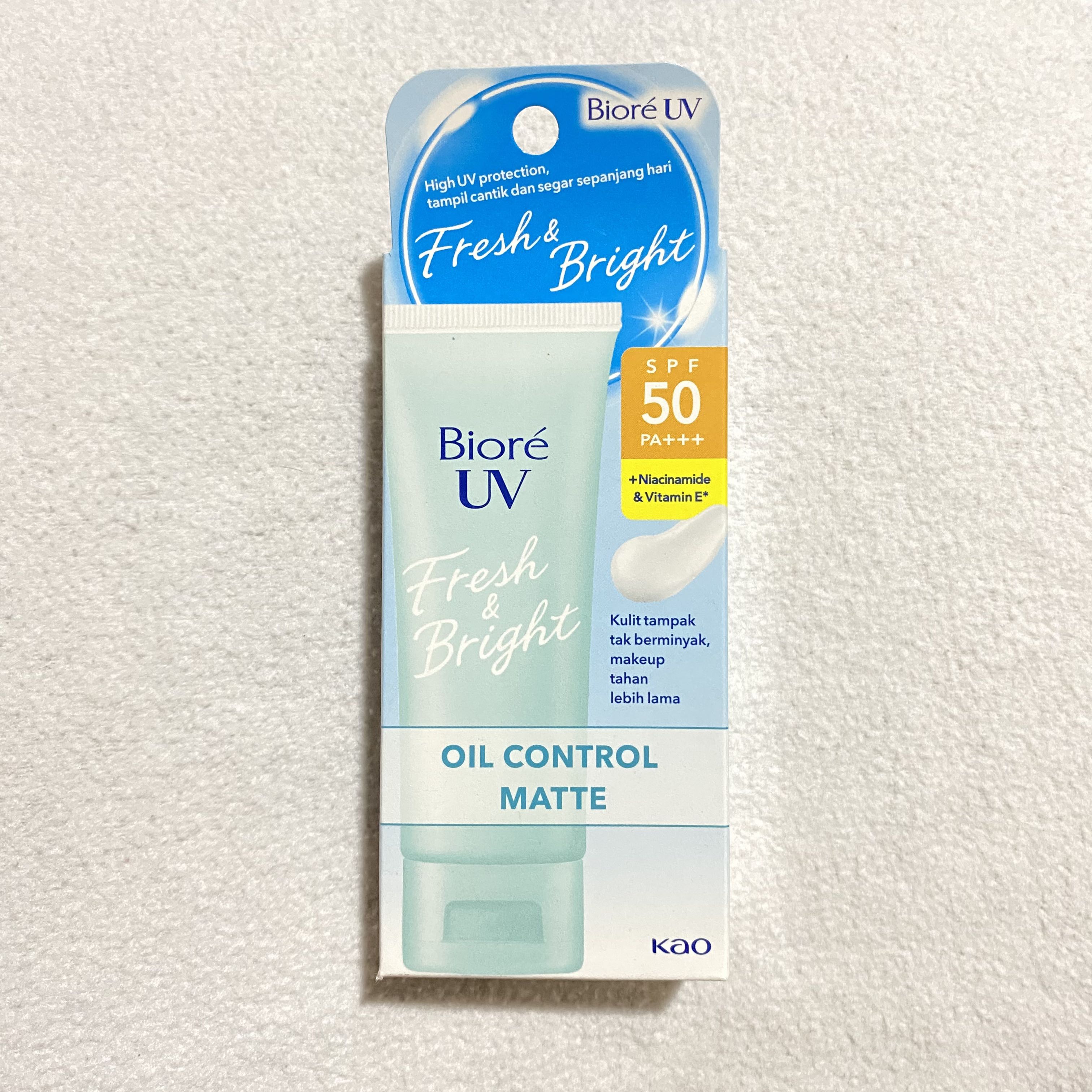 Biore UV Fresh & Bright Oil Control Matte. Sunscreen SPF 50/PA+++, Kesehatan & Kecantikan, Kulit ...
