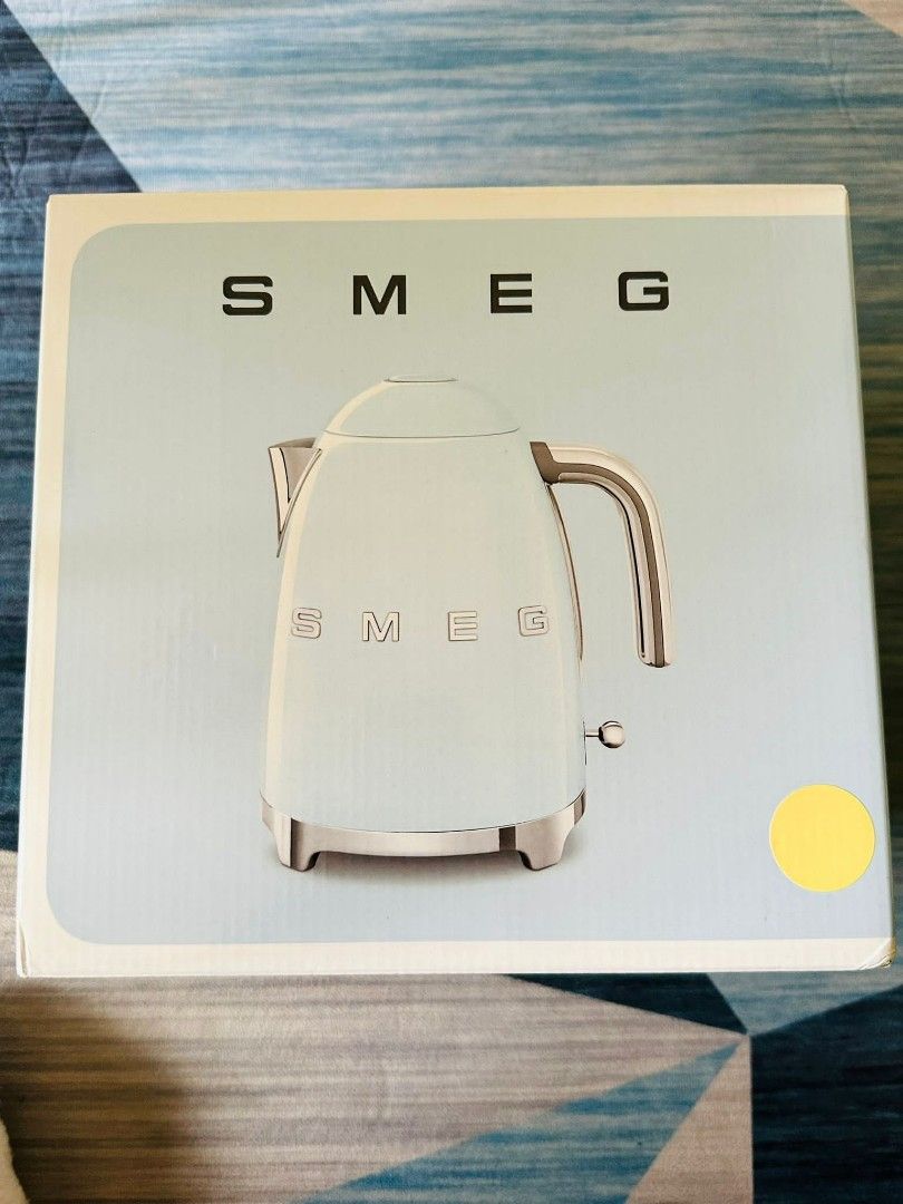 BNIB SMEG kettle & toaster breakfast set, TV & Home Appliances, Kitchen ...