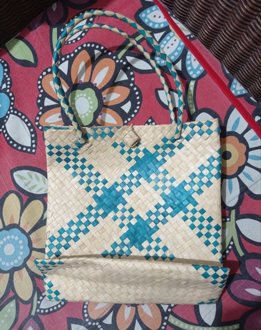 Buri Bayong Tote Bag, Women's Fashion, Bags & Wallets, Tote Bags on ...