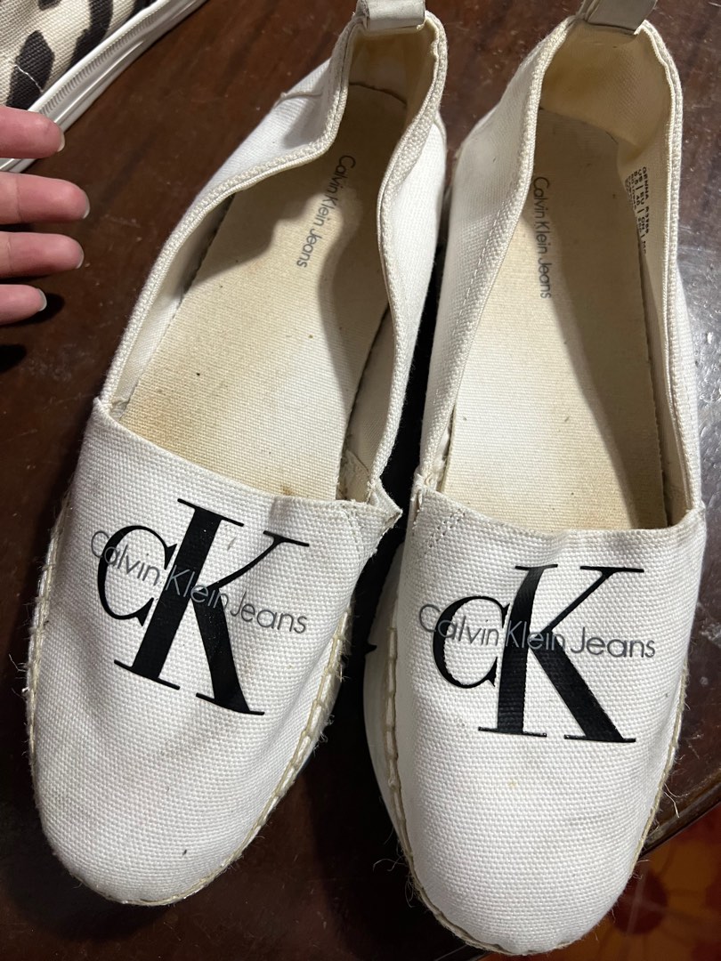 Calvin Klein shoes, Women's Fashion, Footwear, Shoe inserts on Carousell