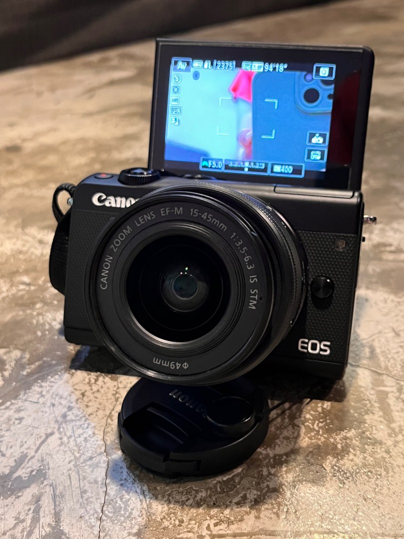 Canon EOSM100 15-45mm VLOGGER CAMERA, Photography, Cameras on Carousell