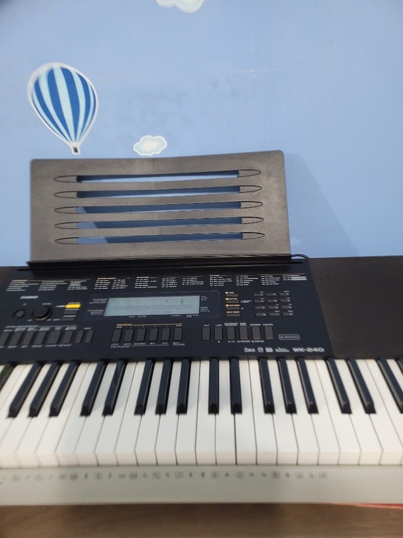 Casio WK240 76keys Keyboard, Hobbies & Toys, Music & Media, Musical ...