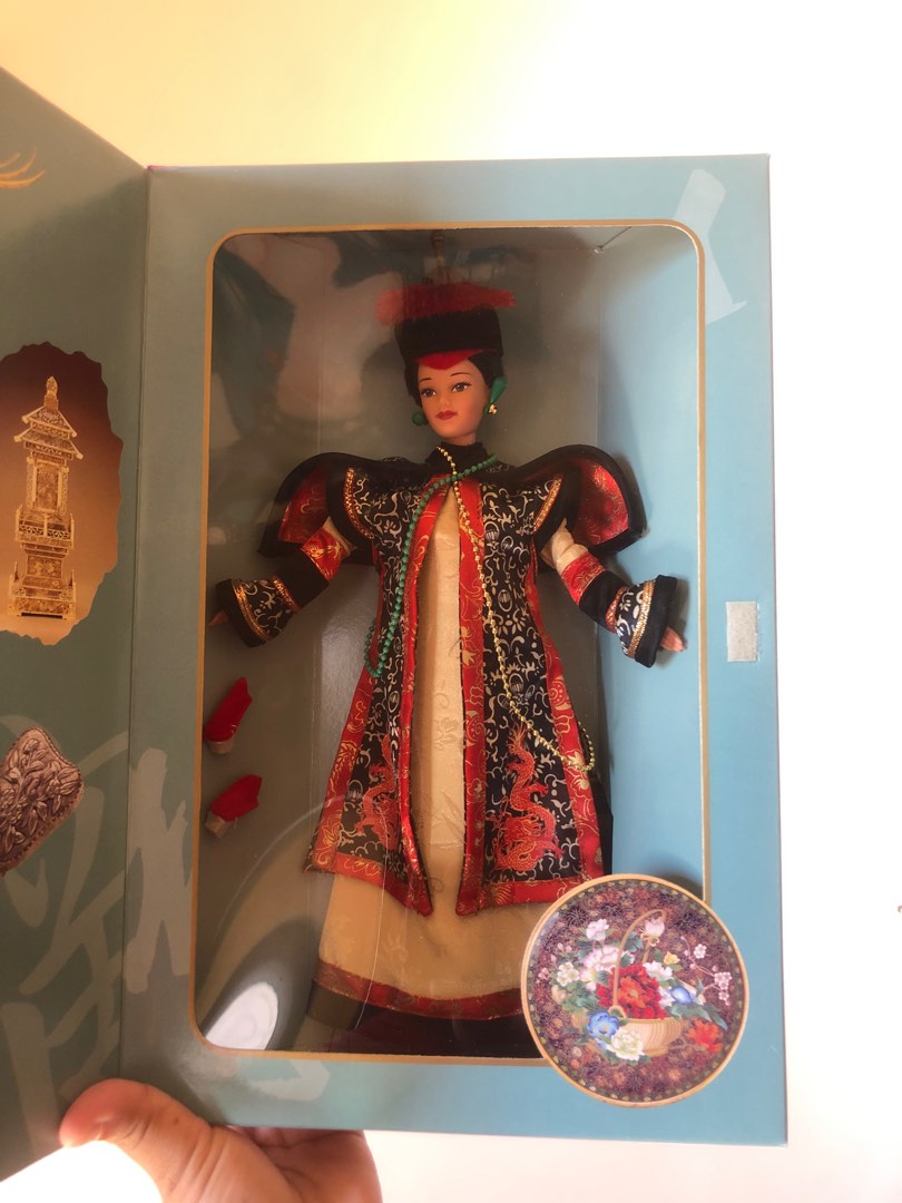Chinese Empress Barbie Collectibles, Hobbies & Toys, Toys & Games on ...
