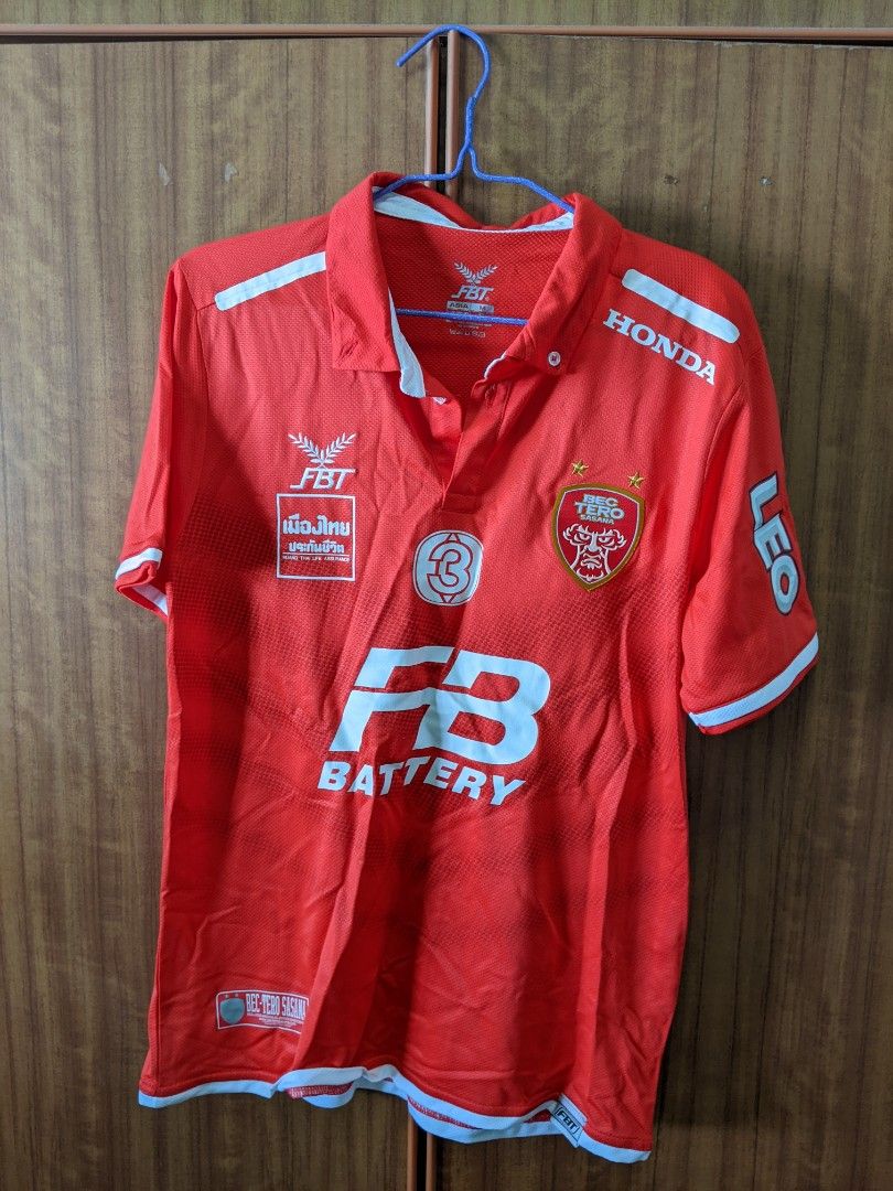 FBT soccer jersey, Men's Fashion, Activewear on Carousell