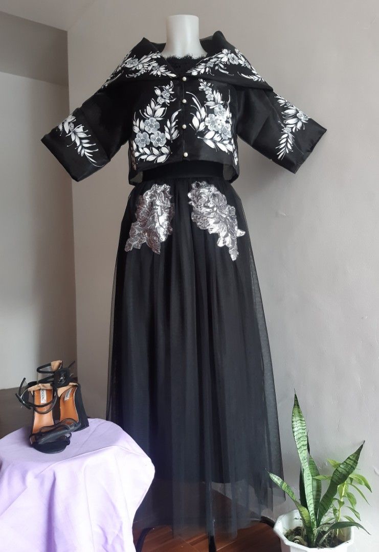 Modern Filipiniana black kimona skirt shoes, Women's Fashion, Bottoms ...