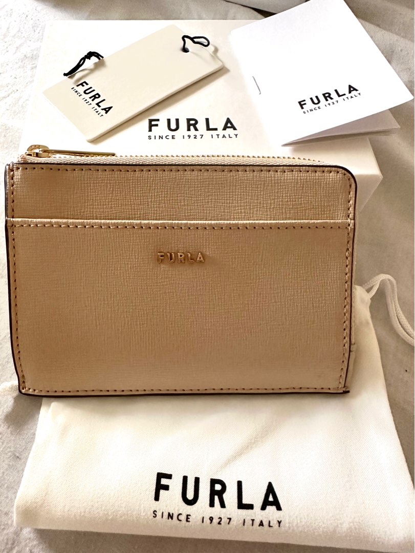 Furla Card Wallet, Women's Fashion, Bags & Wallets, Wallets & Card ...