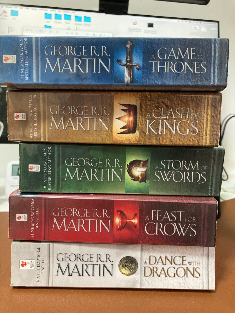 Game of Thrones 5-Book Boxed Set by George R.R. Martin, Hobbies & Toys ...