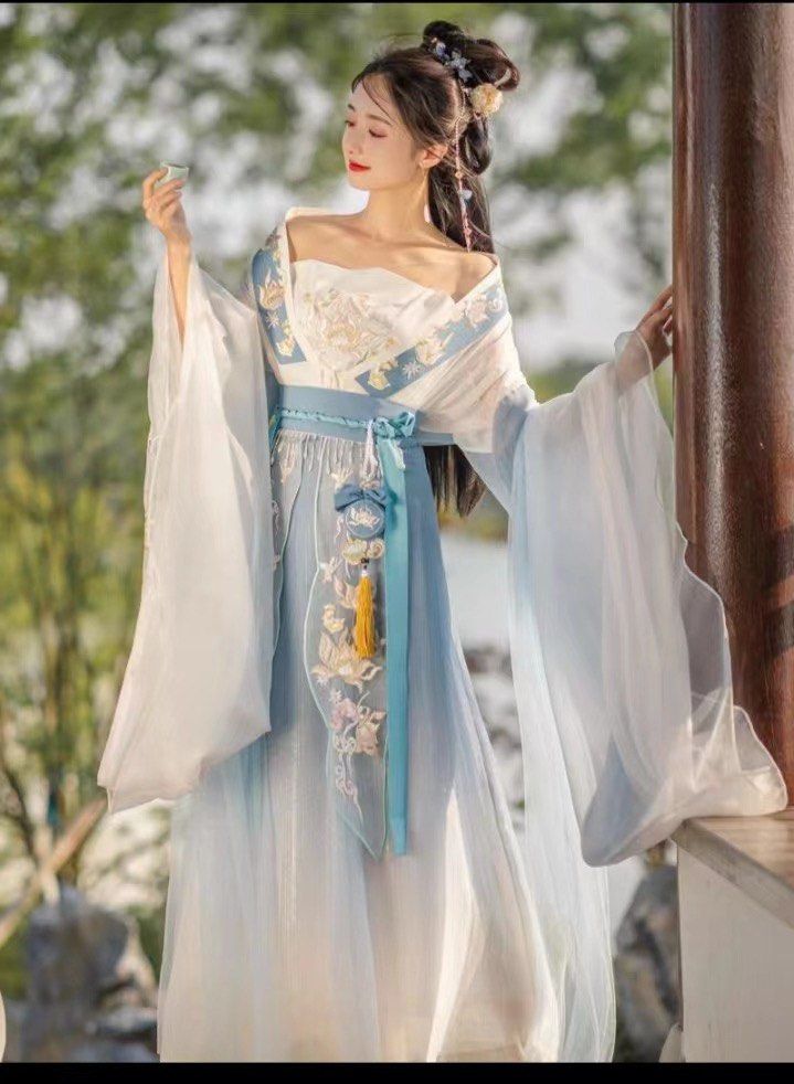 Traditional Han Fu Full Set, Women's Fashion, Dresses & Sets ...
