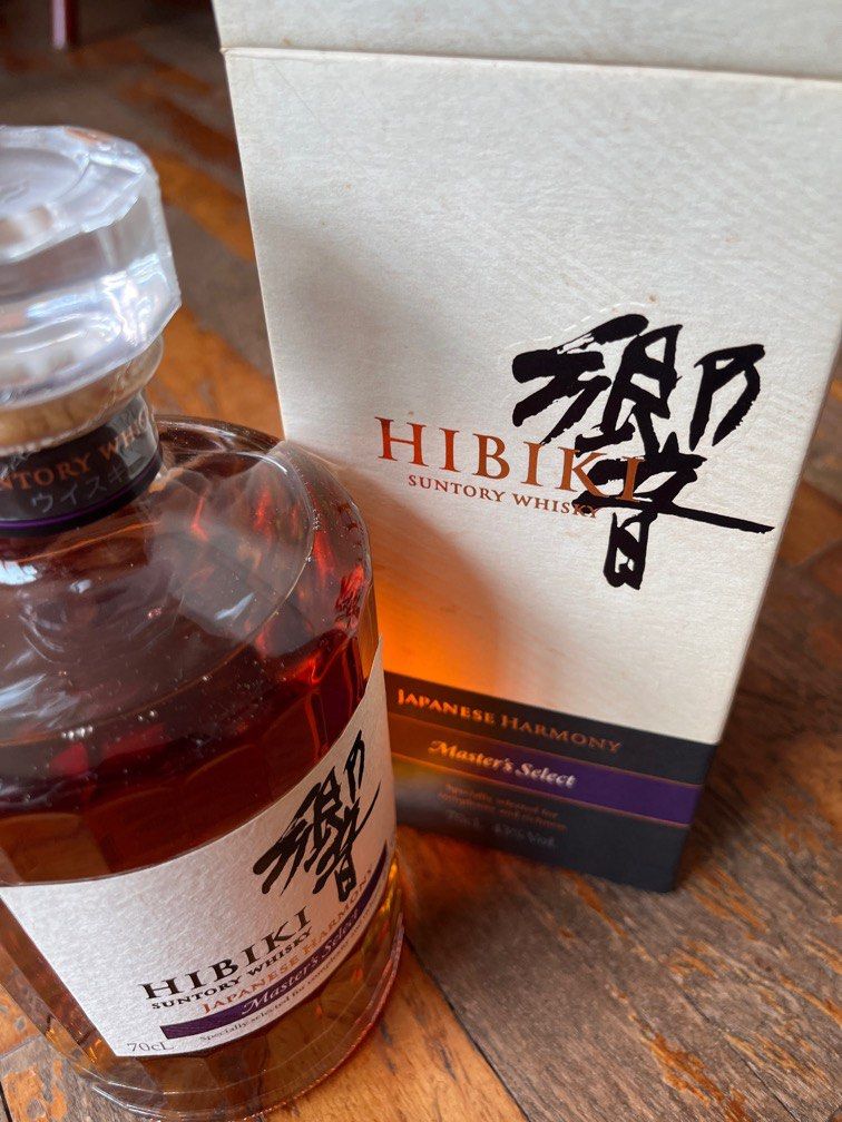 Hibiki Suntory whisky, Food & Drinks, Alcoholic Beverages on Carousell