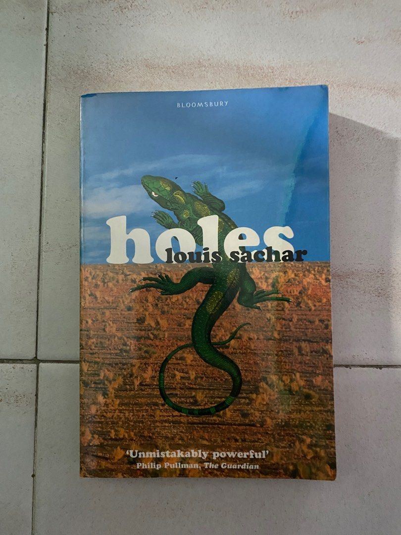Holes by Louis Sachar, Hobbies & Toys, Books & Magazines, Fiction & Non ...