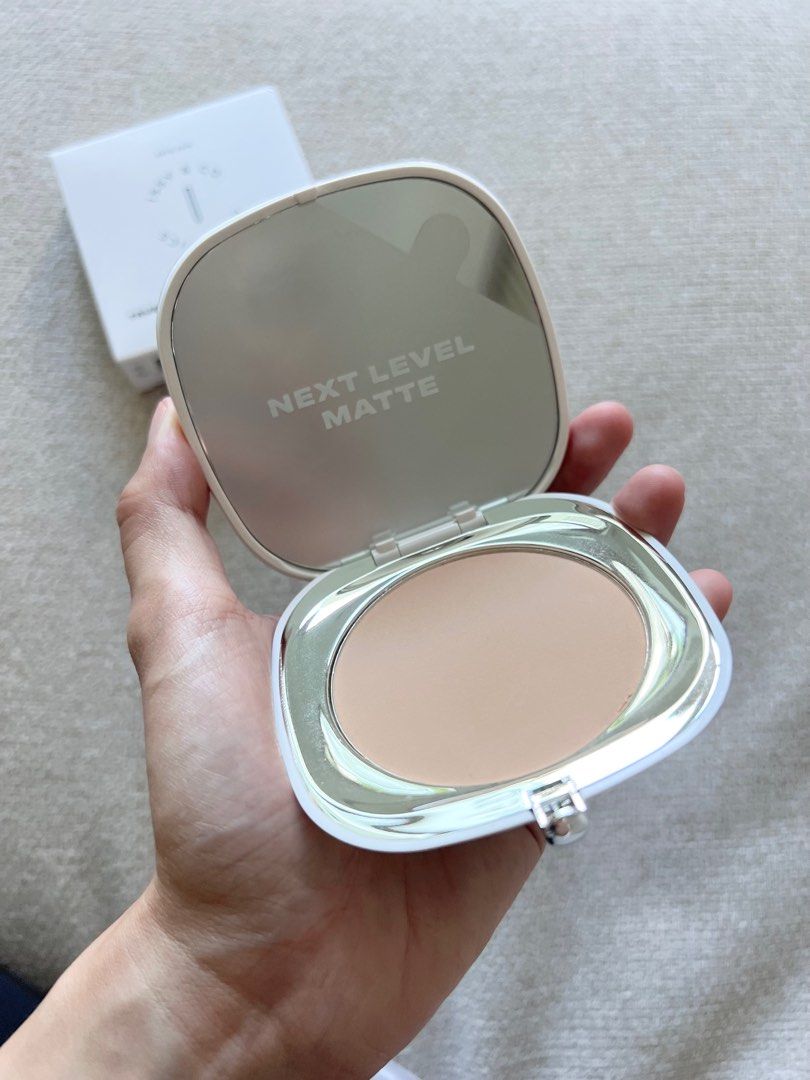 Issy and co True Flex Powder Foundation, Beauty & Personal Care, Face ...