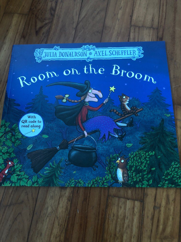 Julia Donaldson axel scheffler room on the broom children book award ...