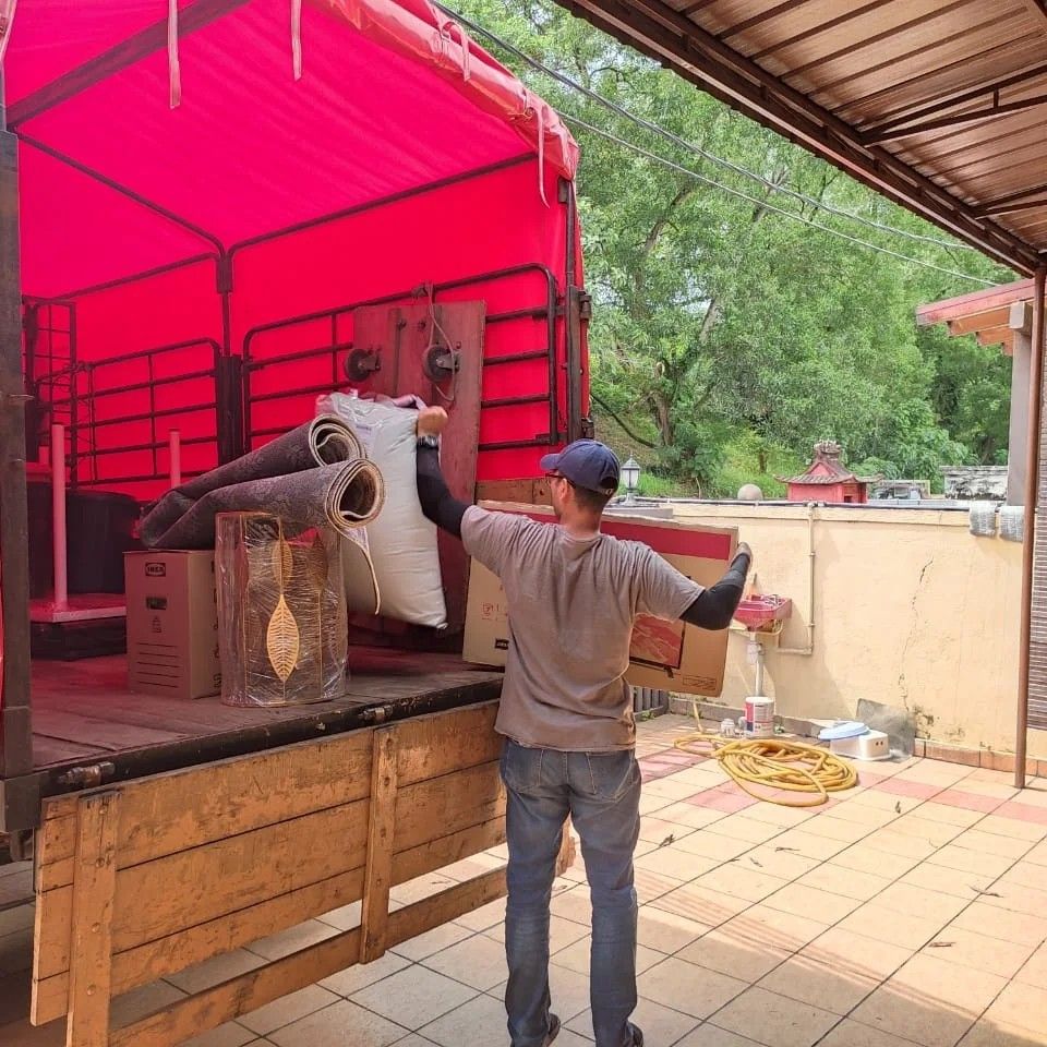 Lori Sewa Selayang KL Selangor, Services, Home Services, Movers & Delivery on Carousell