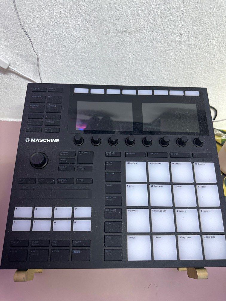 Maschine MK3, Audio, Other Audio Equipment on Carousell