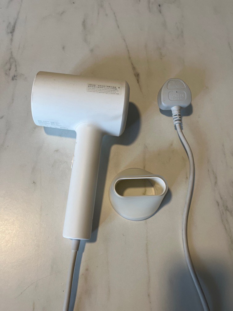 MI HOME IONIC 1800W HAIR DRYER WHITE, Beauty & Personal Care, Hair on Carousell