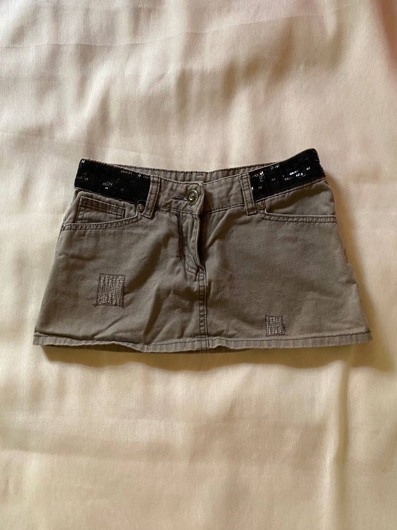 mini cargo skirt, Women's Fashion, Bottoms, Skirts on Carousell