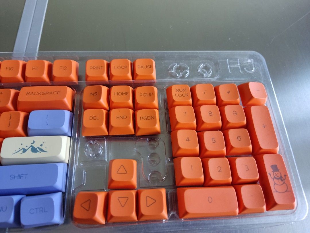 Mostly Orange XDA Profile PBT Keycap Set, Computers & Tech, Parts ...