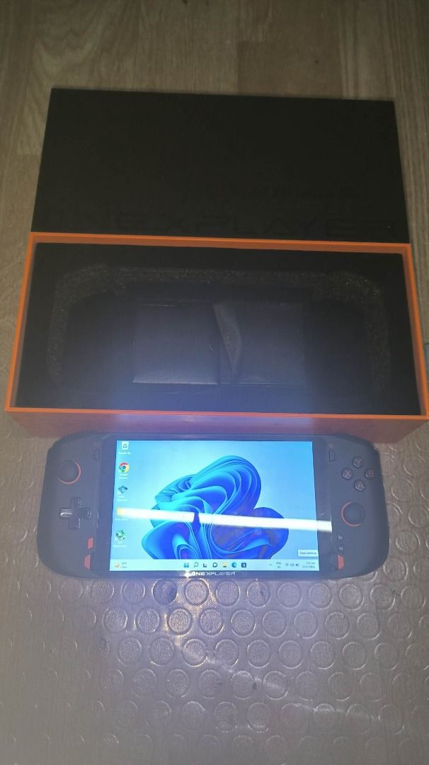 one x player mini 1tb handheld gaming, Video Gaming, Video Games ...