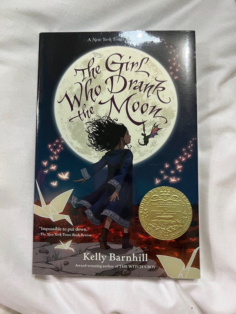 [ONHAND] The Girl Who Drank the Moon by Kelly Barnhill, Hobbies & Toys ...