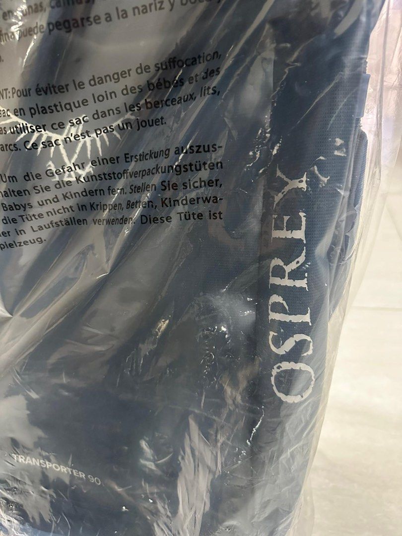 Osprey rolling transporter trolley bag 90l, Men's Fashion, Bags ...