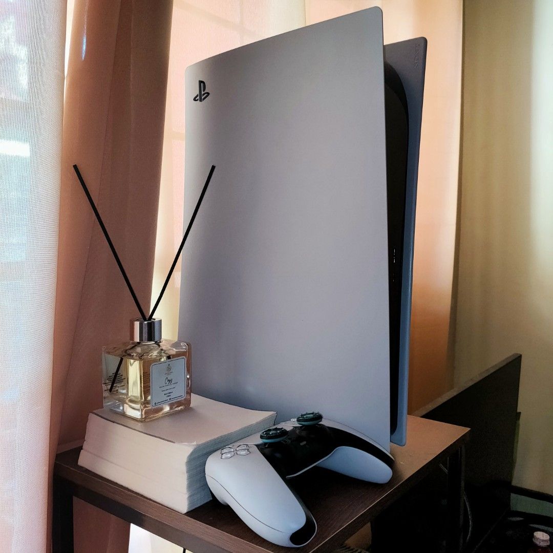 PS5 (2ND HAND), Video Gaming, Video Game Consoles, PlayStation on Carousell
