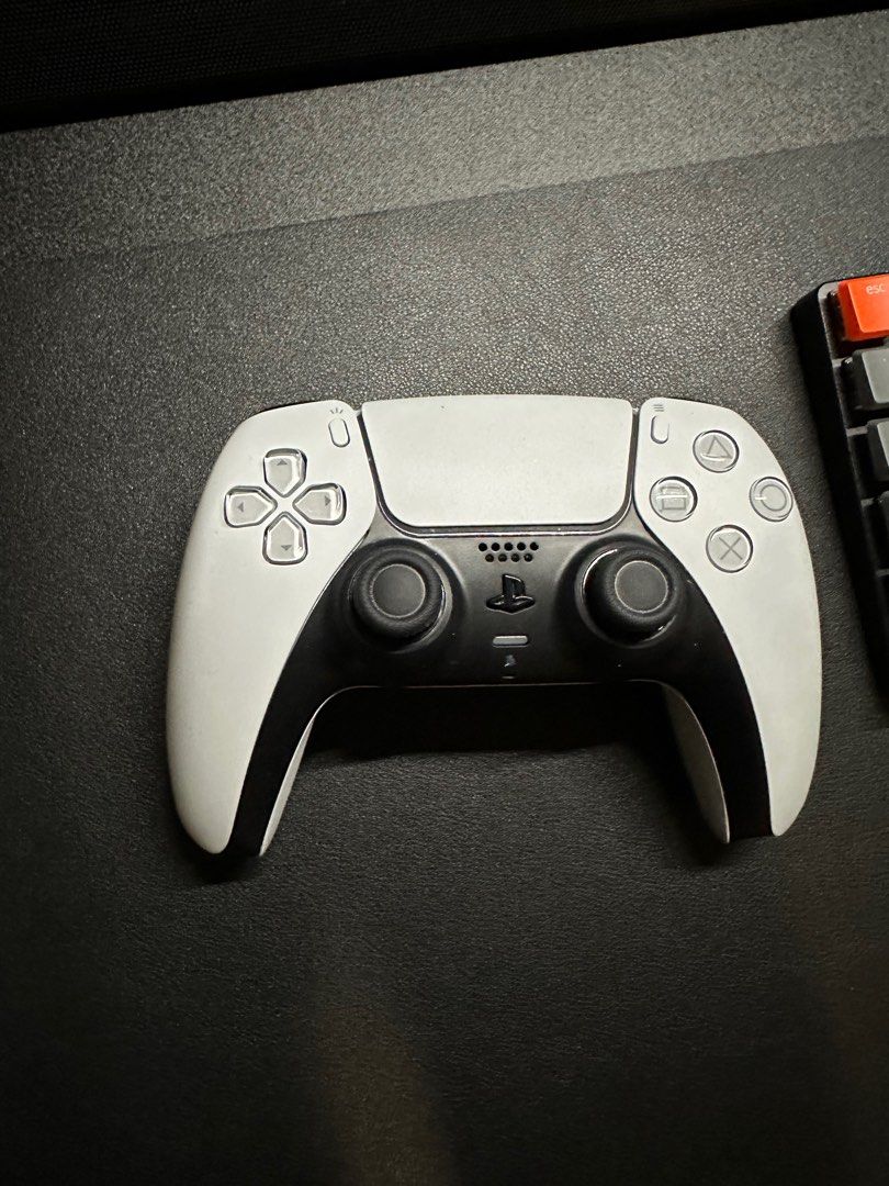 Ps5 white controller, Video Gaming, Gaming Accessories, Controllers on ...