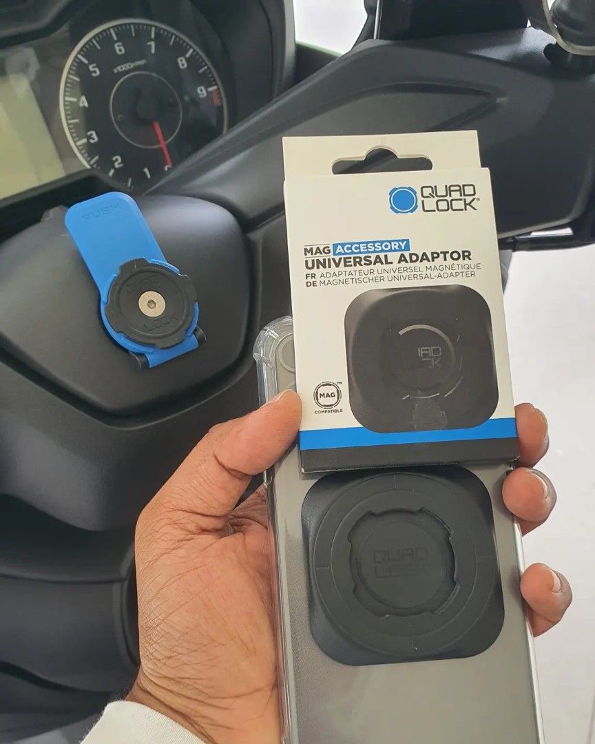 Quadlock Setup - Xmax 300, Motorcycles, Motorcycle Accessories on Carousell