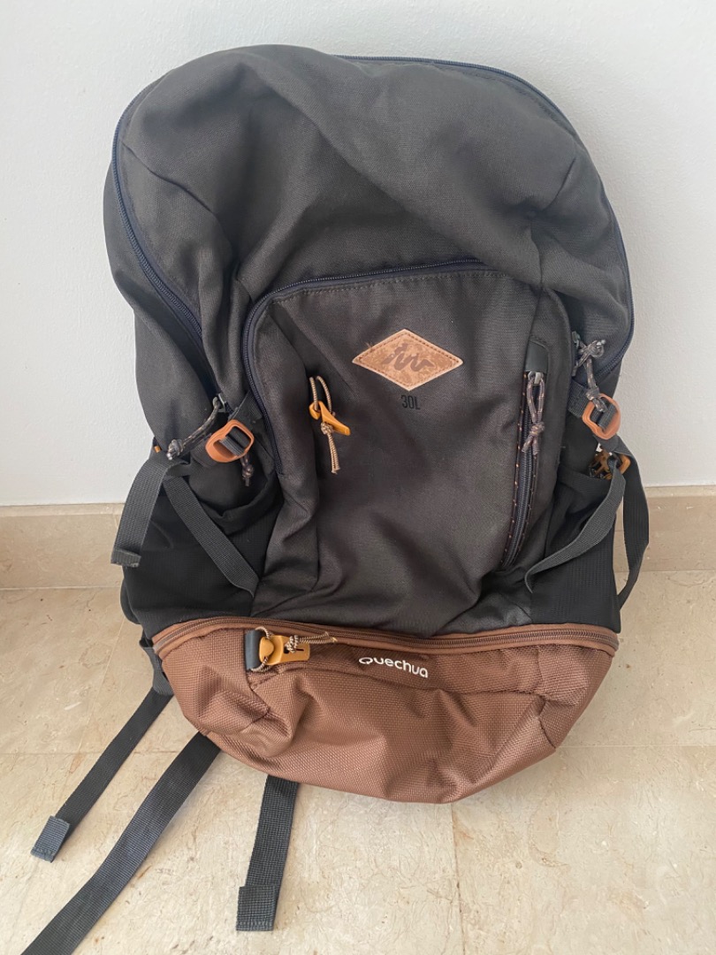 Quechua Comfortable Backpack (30L), Women's Fashion, Bags & Wallets ...