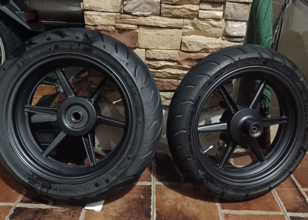 RB6 13S NMAX V2, Motorbikes, Motorbike Parts & Accessories, Tires ...