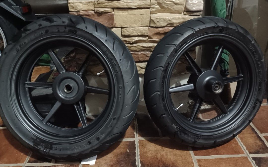 RB6 13S NMAX V2, Motorbikes, Motorbike Parts & Accessories, Tires ...
