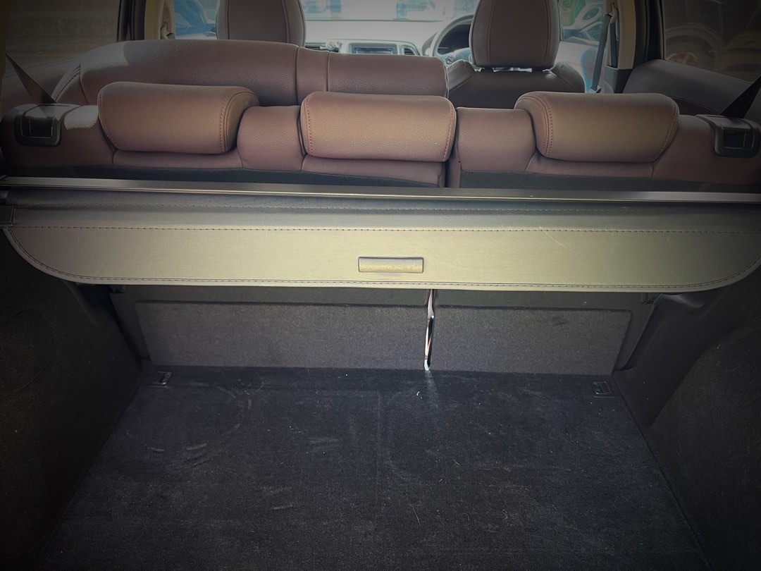 Retractable boot cover (honda vezel), Car Accessories, Accessories on ...