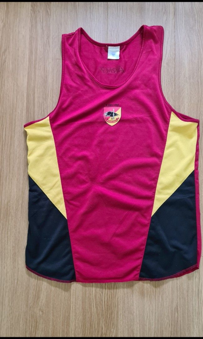 SAF 9 Div PT Singlet, Men's Fashion, Activewear on Carousell