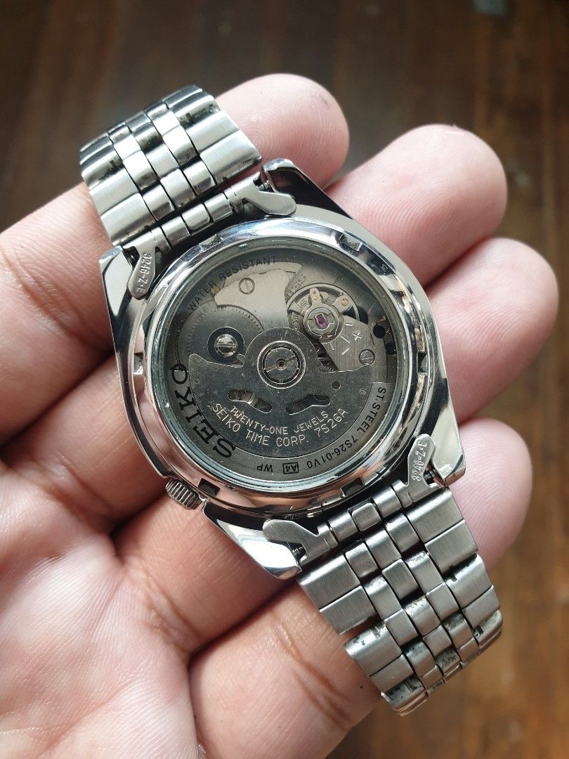 Seiko racer dial, Men's Fashion, Watches & Accessories, Watches on ...