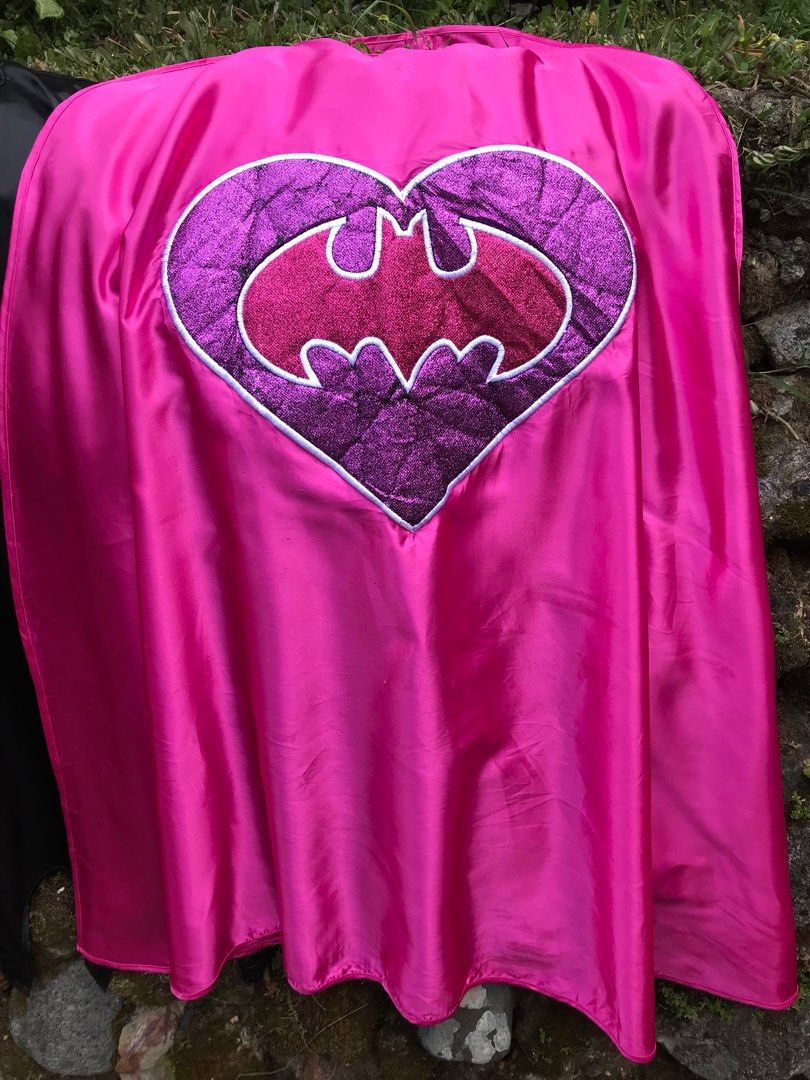 SIX FLAGS BATMAN CAPE COSTUMES, Babies & Kids, Babies & Kids Fashion on ...