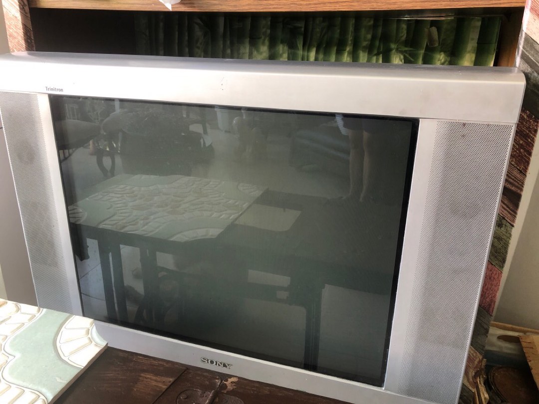 Sony Trinitron with Cabinet, Furniture & Home Living, Furniture, TV ...