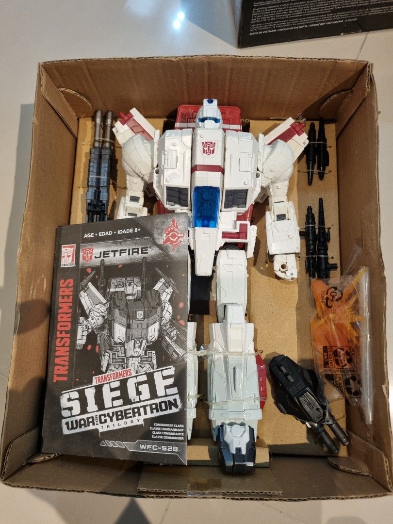 Transformers seige jetfire, Hobbies & Toys, Toys & Games on Carousell