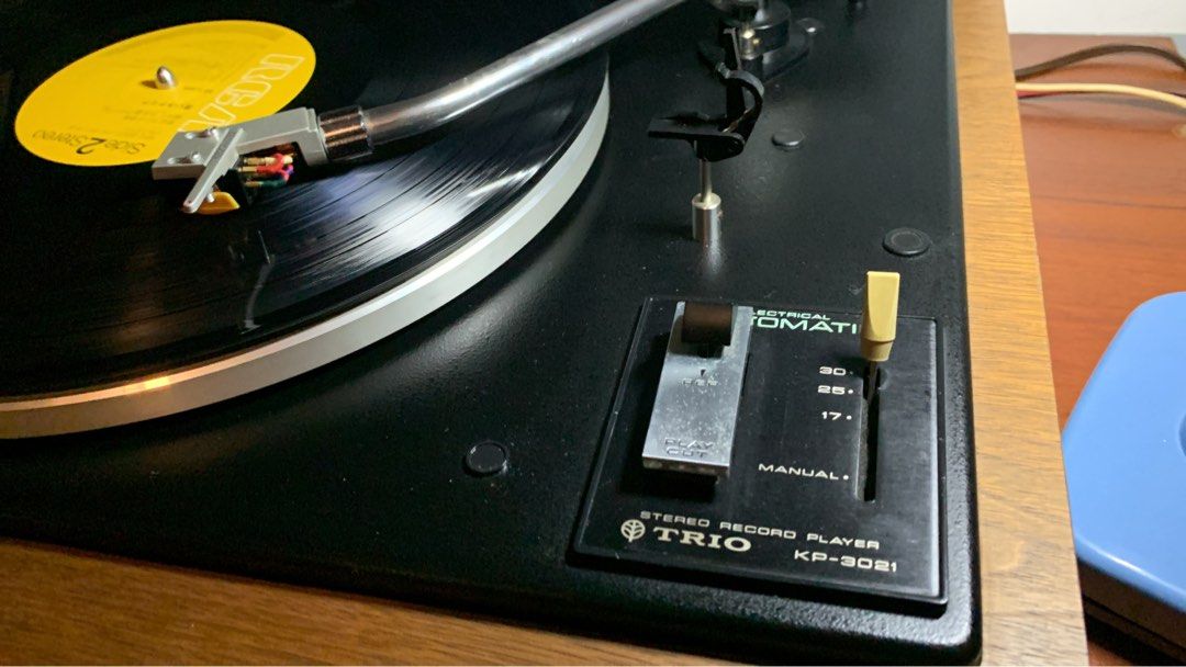 TRIO KP 2021 Large turn table, Audio, Soundbars, Speakers & Amplifiers ...