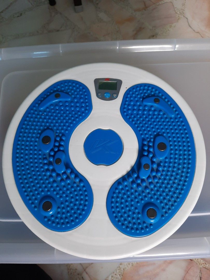 Twister toning machine, Sports Equipment, Exercise & Fitness, Toning ...