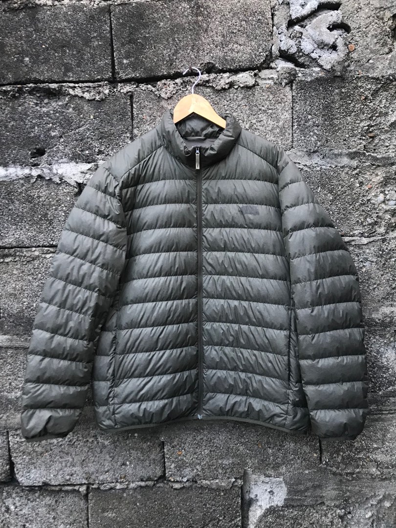 Uniqlo Lightweight Puffer, Men's Fashion, Coats, Jackets and Outerwear ...