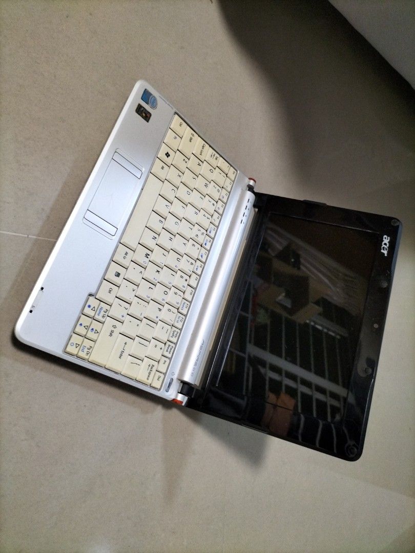 Vintage Acer laptop--pls read description, Computers & Tech, Laptops ...